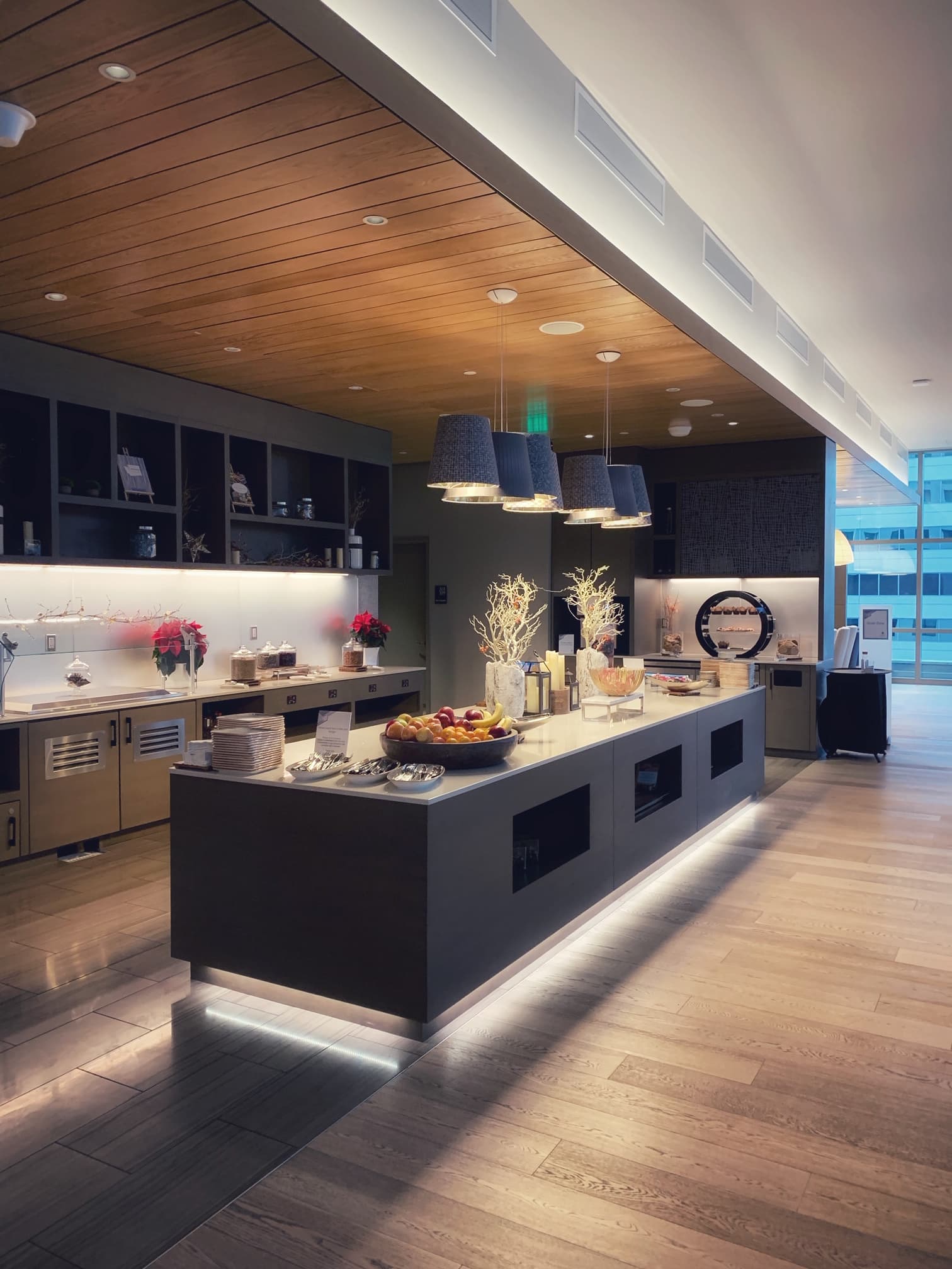 Hyatt Regency Seattle - Wonderful Hotel In The Heart of Downtown ...