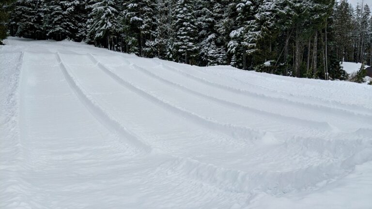 15+ Places to Go Sledding and Tubing in Oregon - Thrifty NW Mom