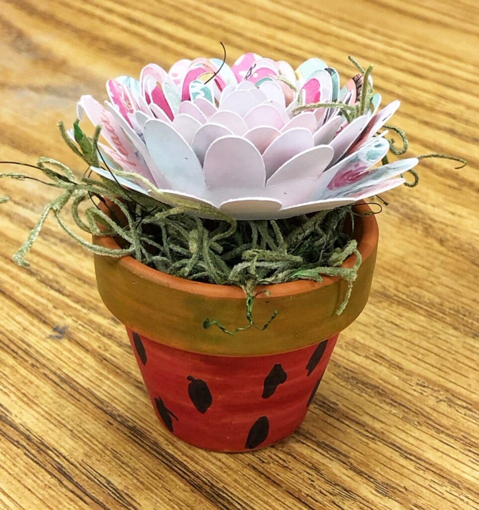 Mini Spring Flower Pots With Paper Flowers - Free Classes To Learn ...